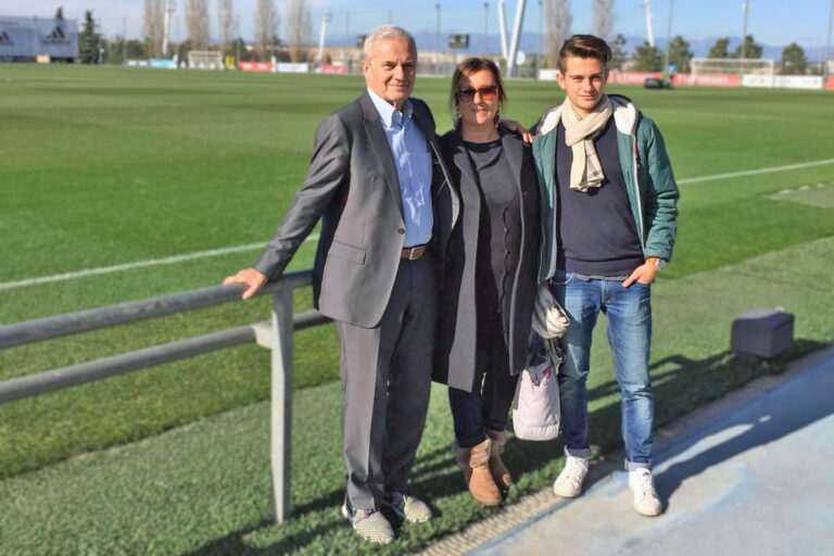 Gigi Simoni compie 83 anni. Gli auguri della moglie Monica e del figlio ...